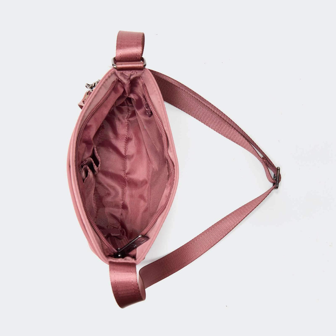 Pander Online store - Official Website - Shop the Everywhere Belt Bags ...